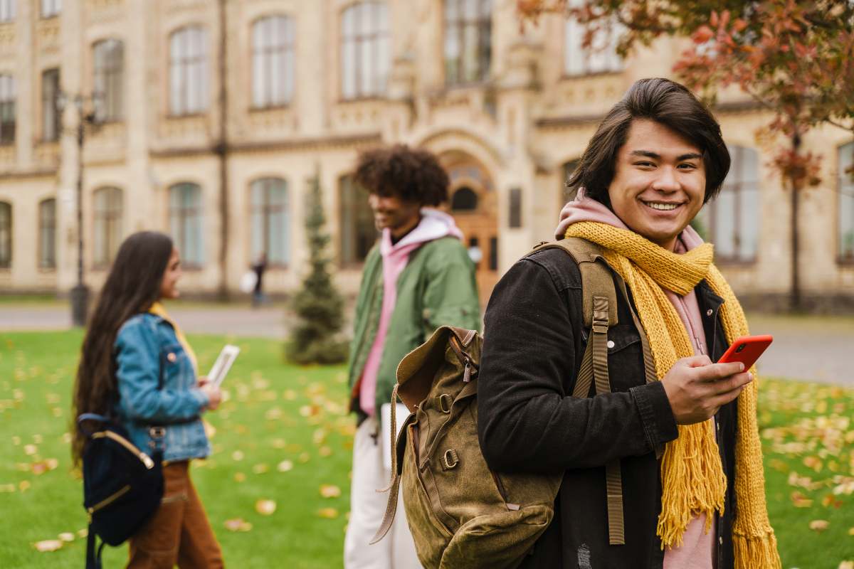 Revitalizing Indigenous Languages: A Community-Based Approach ...